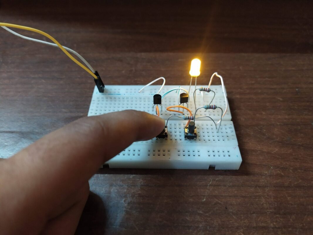 logic gates with transistors on breadboard | Implement Logic gates
