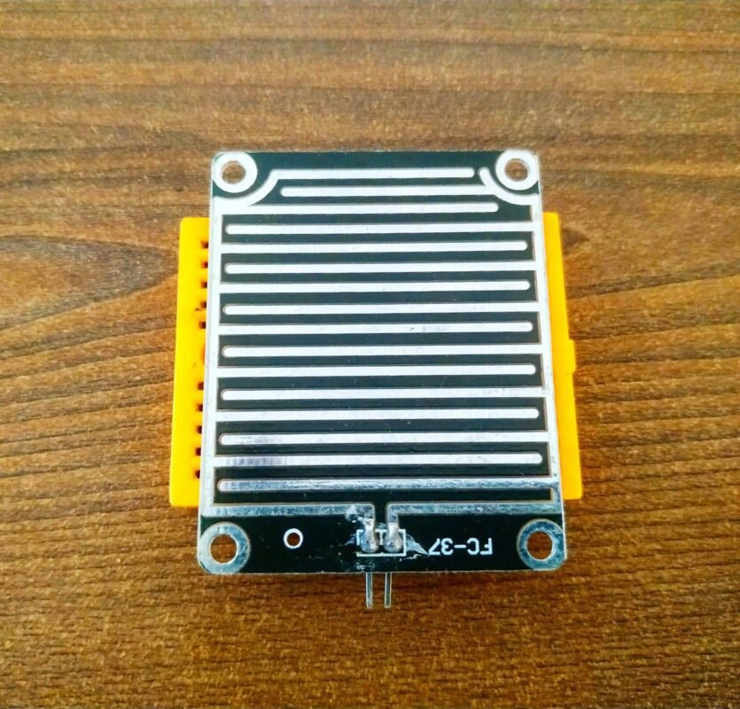 How Rain sensor Working and Uses? Applications of rain drop sensor diagram