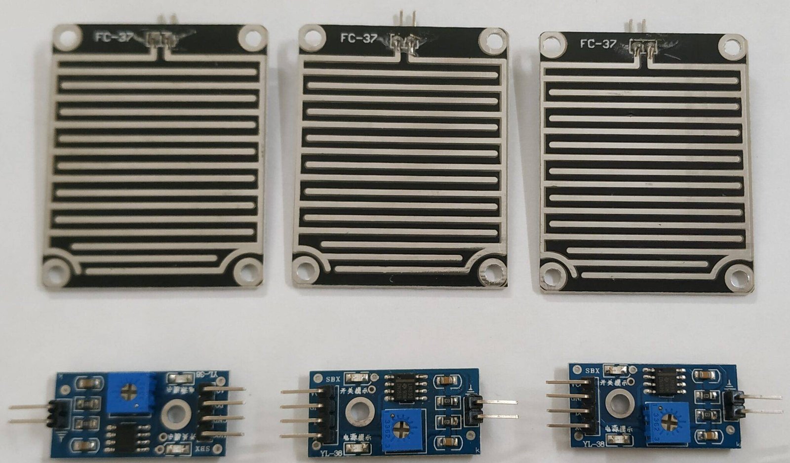 How Rain sensor Working and Uses? Applications of rain drop sensor diagram
